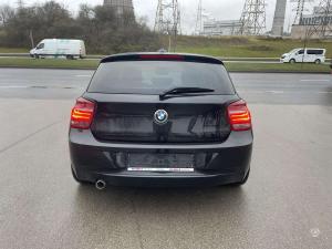Black BMW 116 2013 in Kaunas, with an engine capacity of 2.00 L and mileage of 268 thousand km for 5950 €, photo 12 on AUTOMOTO.COM.LV