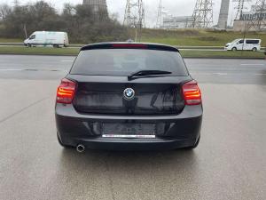 Black BMW 116 2013 in Kaunas, with an engine capacity of 2.00 L and mileage of 268 thousand km for 5950 €, photo 12 on AUTOMOTO.COM.LV