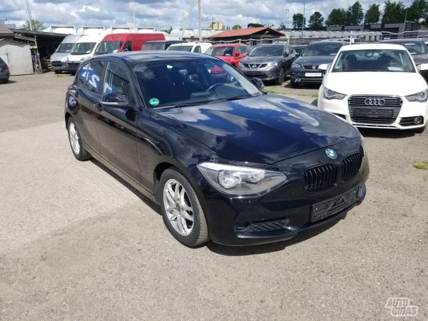 Black BMW 116 2013 in Kaunas, with an engine capacity of 1.60 L and mileage of 155 thousand km for 3750 €, photo 3 on AUTOMOTO.COM.LV
