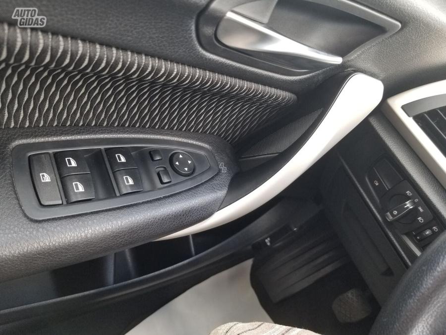 Melns BMW 116 2013 Kauņa, ar dzinēja tilpumu 1.60 L un nobraukumu 155 tūkst. km par 3750 €, foto 16 vietnē AUTOMOTO.COM.LV
