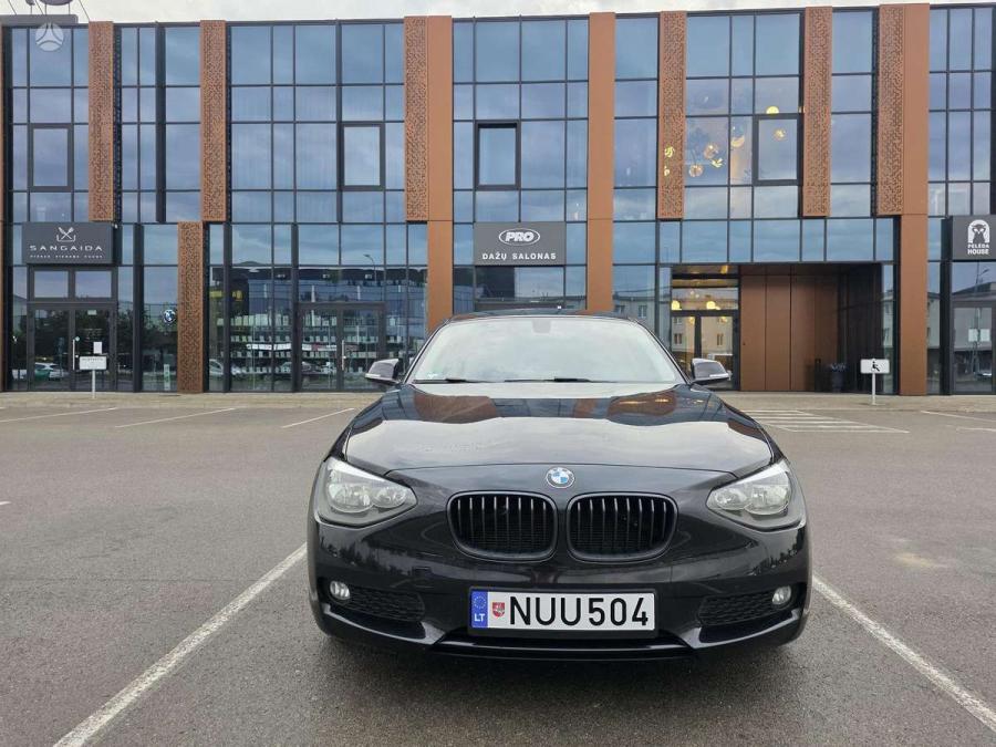 Melns BMW 116 2013 Kauņa, ar dzinēja tilpumu 1.60 L un nobraukumu 195 tūkst. km par 5200 €, foto 5 vietnē AUTOMOTO.COM.LV
