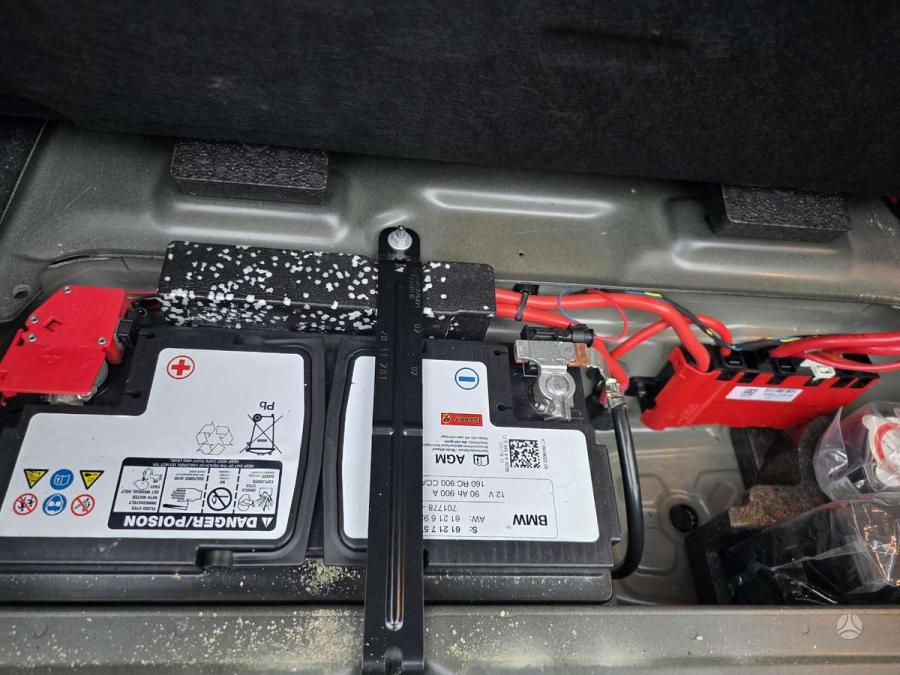 Melns BMW 116 2013 Kauņa, ar dzinēja tilpumu 1.60 L un nobraukumu 195 tūkst. km par 5200 €, foto 17 vietnē AUTOMOTO.COM.LV