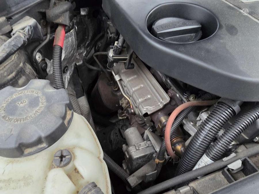 Melns BMW 116 2013 Kauņa, ar dzinēja tilpumu 1.60 L un nobraukumu 195 tūkst. km par 5200 €, foto 18 vietnē AUTOMOTO.COM.LV