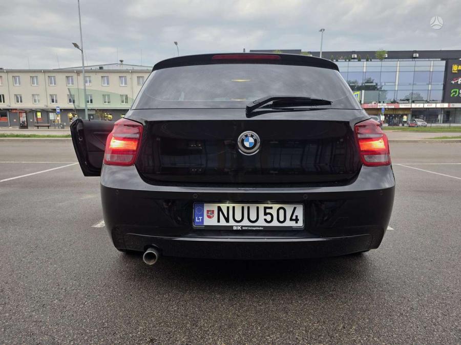 Melns BMW 116 2013 Kauņa, ar dzinēja tilpumu 1.60 L un nobraukumu 195 tūkst. km par 5200 €, foto 23 vietnē AUTOMOTO.COM.LV