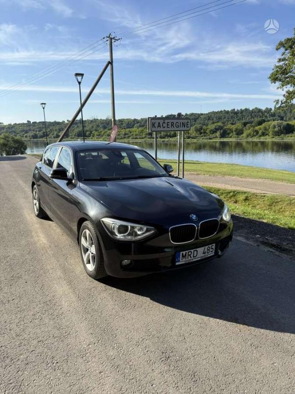 Black BMW 116 2013 in Kaunas, with an engine capacity of 1.60 L and mileage of 242 thousand km for 5000 €, photo 3 on AUTOMOTO.COM.LV