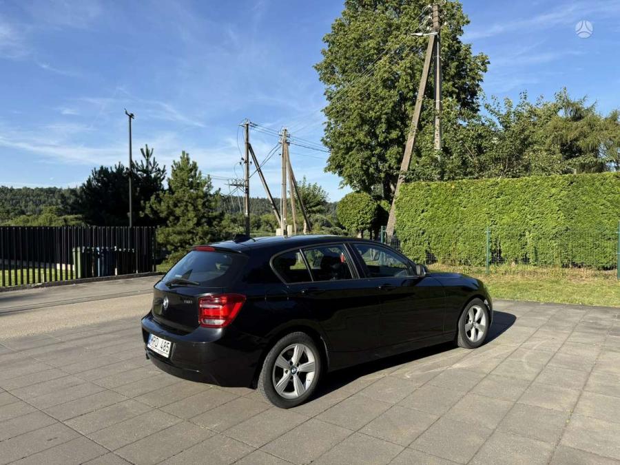 Black BMW 116 2013 in Kaunas, with an engine capacity of 1.60 L and mileage of 242 thousand km for 5000 €, photo 7 on AUTOMOTO.COM.LV