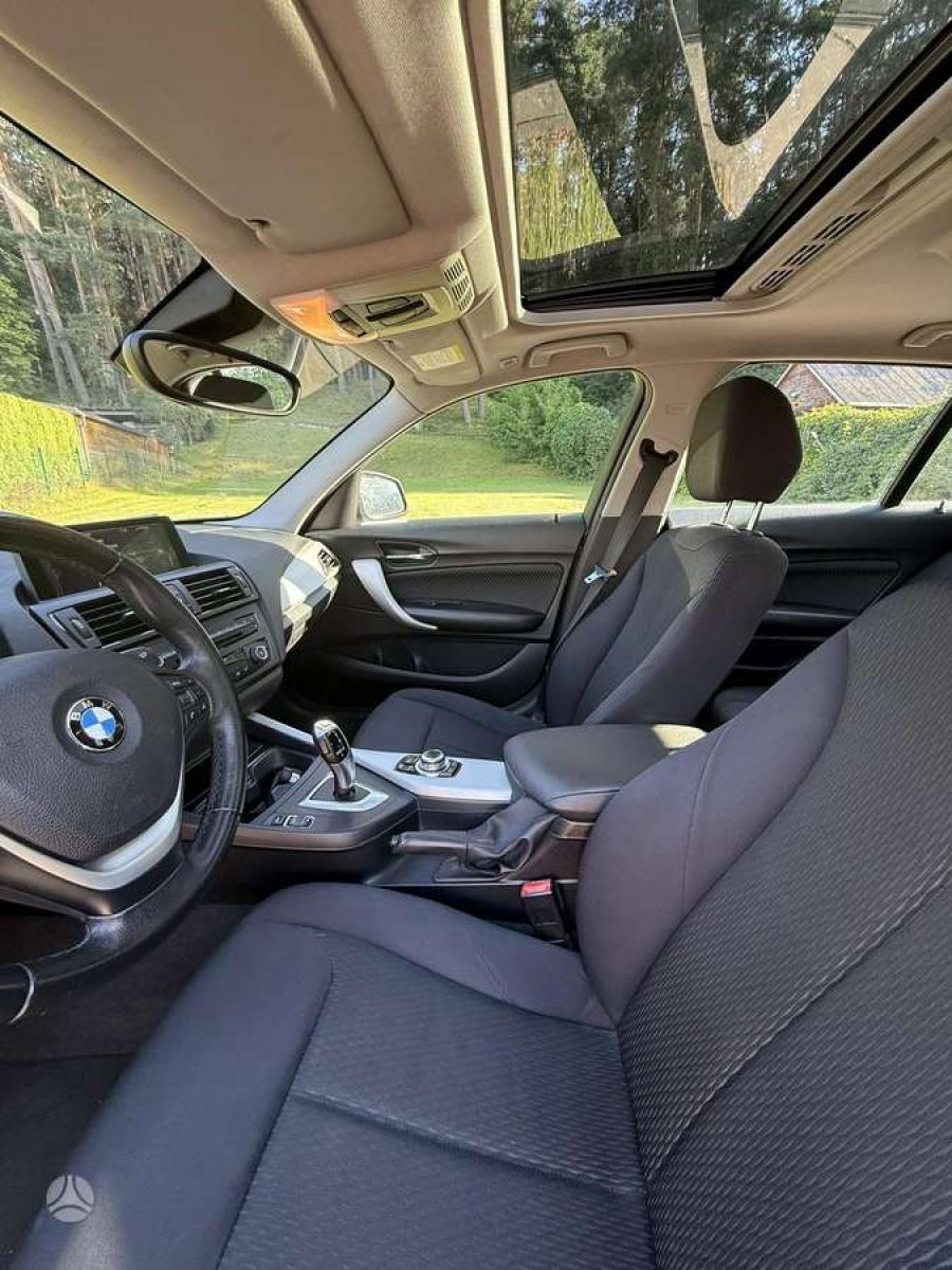 Black BMW 116 2013 in Kaunas, with an engine capacity of 1.60 L and mileage of 242 thousand km for 5000 €, photo 12 on AUTOMOTO.COM.LV