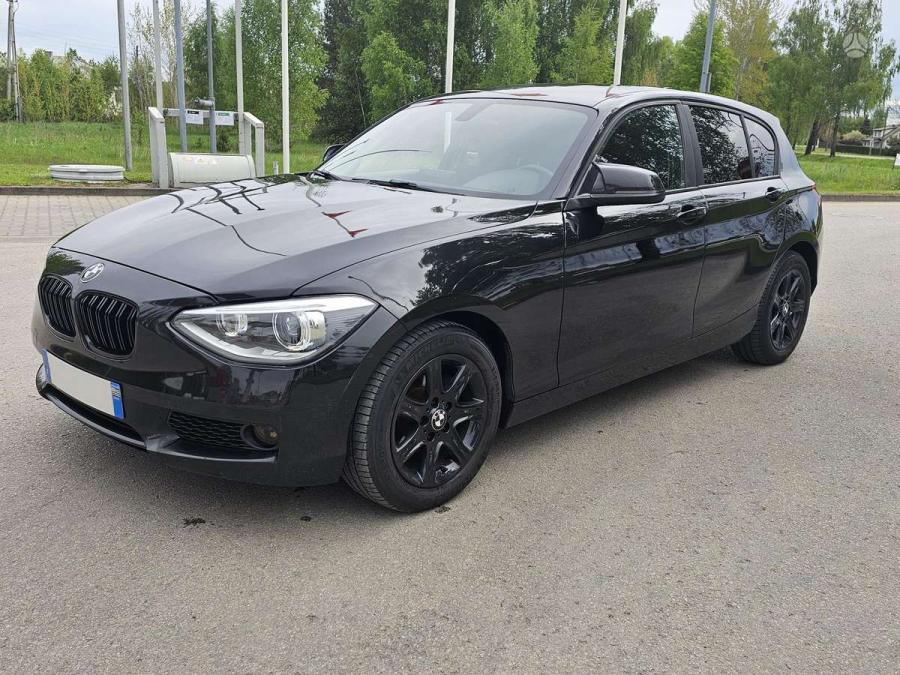 Melns BMW 116 2013 Tauragė, ar dzinēja tilpumu 2.00 L un nobraukumu 270 tūkst. km par 4700 €, foto 4 vietnē AUTOMOTO.COM.LV