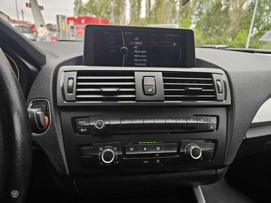 Melns BMW 116 2013 Tauragė, ar dzinēja tilpumu 2.00 L un nobraukumu 270 tūkst. km par 4700 €, foto 15 vietnē AUTOMOTO.COM.LV