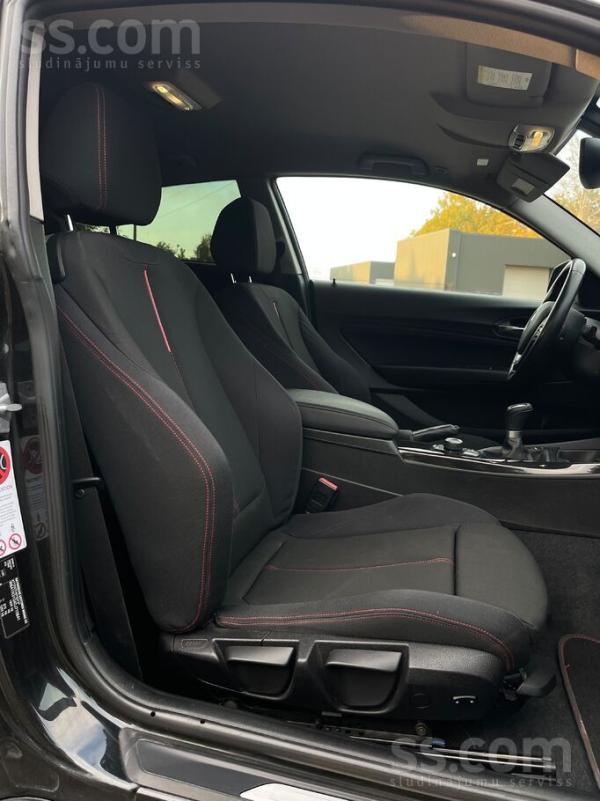 Black BMW 116 2013 in Ogre, with an engine capacity of 1.60 L and mileage of 337 thousand km for 4190 €, photo 9 on AUTOMOTO.COM.LV
