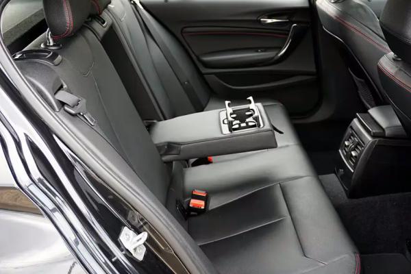 Melns BMW 116 2014 Rīga, ar dzinēja tilpumu 2.00 L un nobraukumu 187 tūkst. km par 9500 €, foto 10 vietnē AUTOMOTO.COM.LV