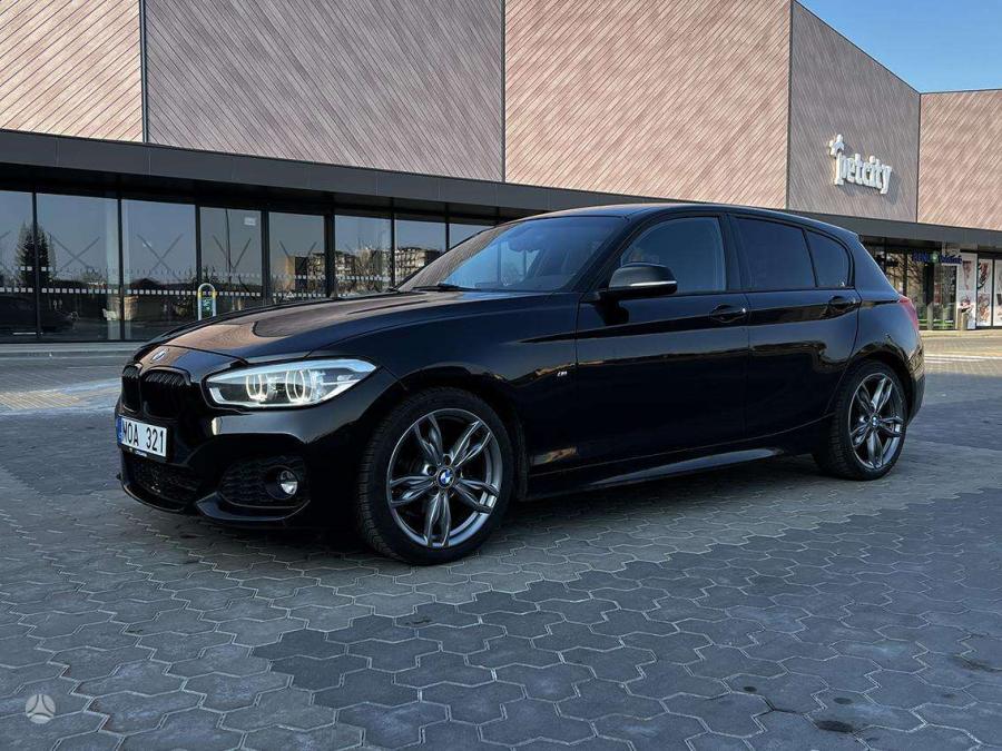 Melns BMW 116 2014 Viļņa, ar dzinēja tilpumu 1.60 L un nobraukumu 135 tūkst. km par 10500 €, foto 4 vietnē AUTOMOTO.COM.LV