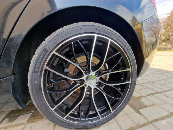 Black BMW 116 2014 in Klaipeda, with an engine capacity of 2.00 L and mileage of 264 thousand km for 6200 €, photo 9 on AUTOMOTO.COM.LV