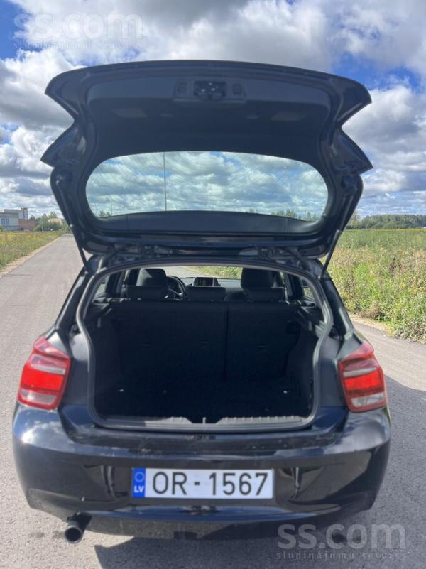 Melns BMW 116 2014 Rīga, ar dzinēja tilpumu 2.00 L un nobraukumu 267 tūkst. km par 5600 €, foto 5 vietnē AUTOMOTO.COM.LV