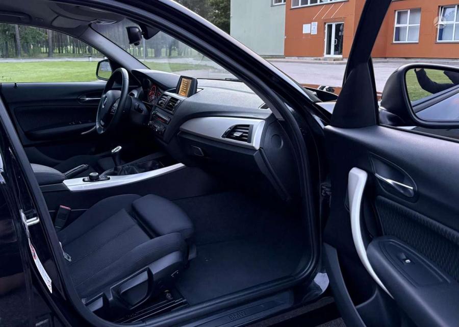 Black BMW 116 2014 in Druskininkai, with an engine capacity of 1.60 L and mileage of 140 thousand km for 6500 €, photo 23 on AUTOMOTO.COM.LV