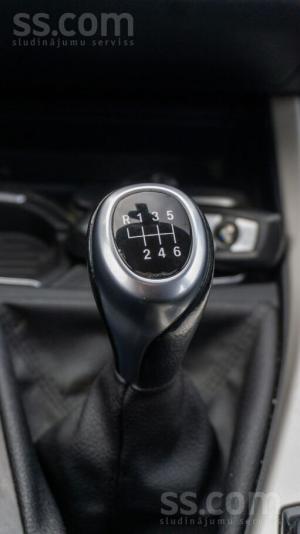 Black BMW 116 2015 in Riga, with an engine capacity of 1.50 L and mileage of 232 thousand km for 7290 €, photo 16 on AUTOMOTO.COM.LV