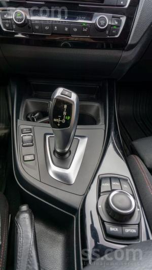 Black BMW 116 2015 in Riga, with an engine capacity of 1.50 L and mileage of 209 thousand km for 10990 €, photo 17 on AUTOMOTO.COM.LV