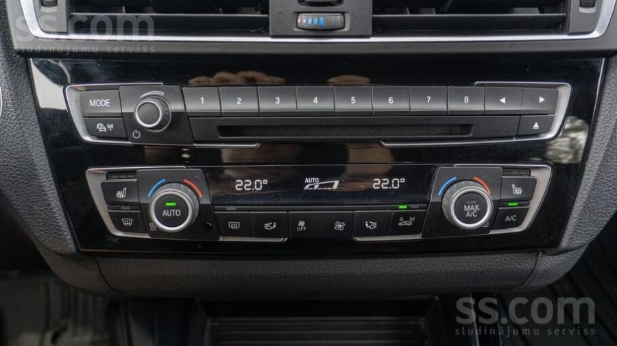 Black BMW 116 2015 in Riga, with an engine capacity of 1.50 L and mileage of 209 thousand km for 10990 €, photo 20 on AUTOMOTO.COM.LV