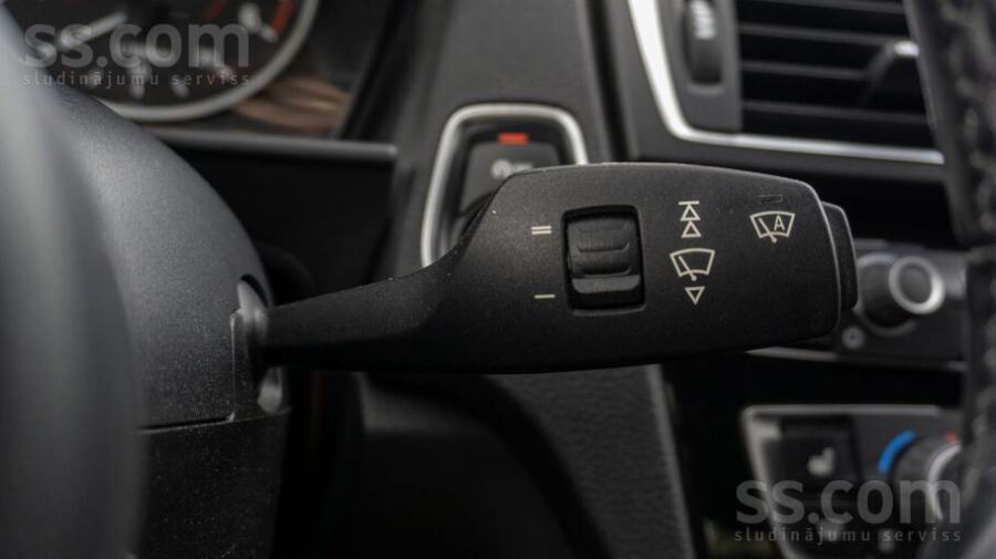 Black BMW 116 2015 in Riga, with an engine capacity of 1.50 L and mileage of 209 thousand km for 10990 €, photo 23 on AUTOMOTO.COM.LV