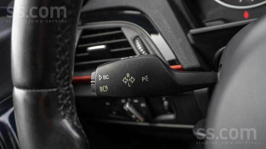 Black BMW 116 2015 in Riga, with an engine capacity of 1.50 L and mileage of 209 thousand km for 10990 €, photo 24 on AUTOMOTO.COM.LV