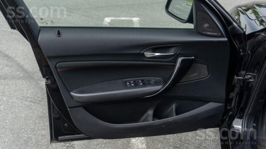 Black BMW 116 2015 in Riga, with an engine capacity of 1.50 L and mileage of 209 thousand km for 10990 €, photo 27 on AUTOMOTO.COM.LV