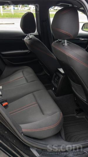 Black BMW 116 2015 in Riga, with an engine capacity of 1.50 L and mileage of 209 thousand km for 10990 €, photo 30 on AUTOMOTO.COM.LV