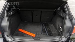Black BMW 116 2015 in Riga, with an engine capacity of 1.50 L and mileage of 209 thousand km for 10990 €, photo 31 on AUTOMOTO.COM.LV