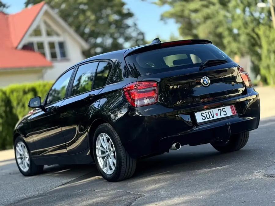 Melns BMW 116 2015 Jūrmala, ar dzinēja tilpumu 2.00 L un nobraukumu 258 tūkst. km par 7950 €, foto 3 vietnē AUTOMOTO.COM.LV