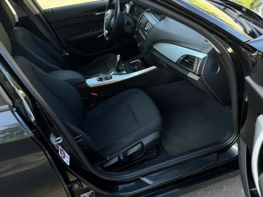 Melns BMW 116 2015 Jūrmala, ar dzinēja tilpumu 2.00 L un nobraukumu 258 tūkst. km par 7950 €, foto 8 vietnē AUTOMOTO.COM.LV