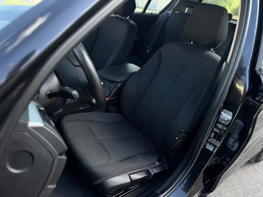 Melns BMW 116 2015 Jūrmala, ar dzinēja tilpumu 2.00 L un nobraukumu 258 tūkst. km par 7950 €, foto 10 vietnē AUTOMOTO.COM.LV