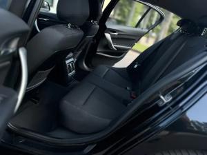 Melns BMW 116 2015 Jūrmala, ar dzinēja tilpumu 2.00 L un nobraukumu 258 tūkst. km par 7950 €, foto 12 vietnē AUTOMOTO.COM.LV