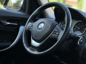 Melns BMW 116 2015 Jūrmala, ar dzinēja tilpumu 2.00 L un nobraukumu 258 tūkst. km par 7950 €, foto 14 vietnē AUTOMOTO.COM.LV