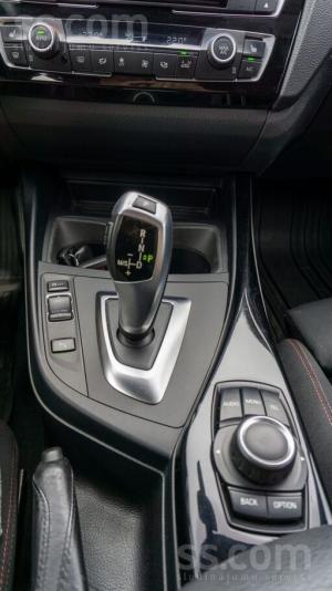 Melns BMW 116 2015 Rīga, ar dzinēja tilpumu 1.50 L un nobraukumu 209 tūkst. km par 10190 €, foto 16 vietnē AUTOMOTO.COM.LV