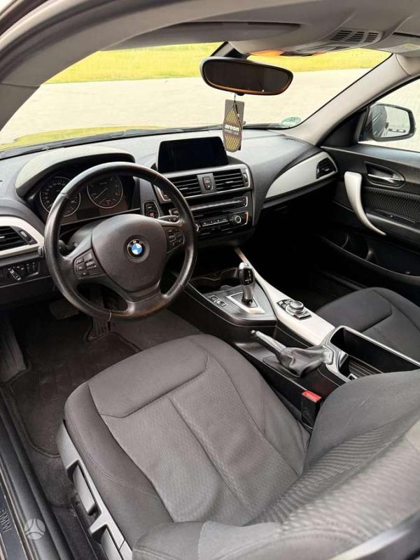 Black BMW 116 2015 in Siauliai, with an engine capacity of 1.50 L and mileage of 260 thousand km for 6500 €, photo 5 on AUTOMOTO.COM.LV