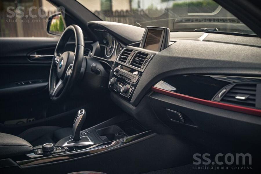 Melns BMW 116 2015 Rīga, ar dzinēja tilpumu 1.50 L un nobraukumu 209 tūkst. km par 9990 €, foto 12 vietnē AUTOMOTO.COM.LV