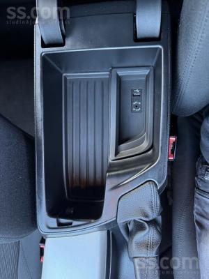 Black BMW 116 2016 in Bauska, with an engine capacity of 1.50 L and mileage of 237 thousand km for 6950 €, photo 17 on AUTOMOTO.COM.LV