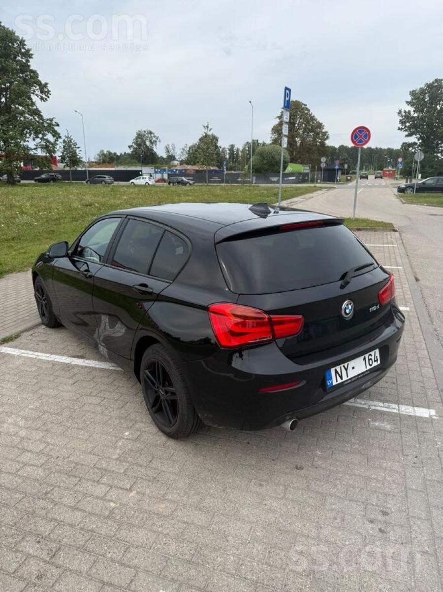 Melns BMW 116 2016 Rīga, ar dzinēja tilpumu 1.50 L un nobraukumu 242 tūkst. km par 8000 €, foto 4 vietnē AUTOMOTO.COM.LV
