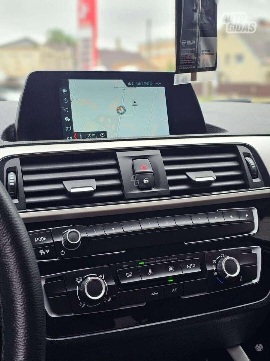 Melns BMW 116 2018 Šauļi, ar dzinēja tilpumu 1.50 L un nobraukumu 127 tūkst. km par 8950 €, foto 19 vietnē AUTOMOTO.COM.LV