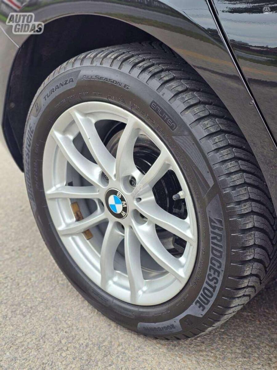 Melns BMW 116 2018 Šauļi, ar dzinēja tilpumu 1.50 L un nobraukumu 127 tūkst. km par 8950 €, foto 20 vietnē AUTOMOTO.COM.LV