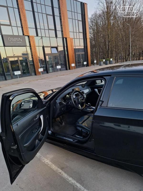 Melns BMW 116 2019 Kauņa, ar dzinēja tilpumu 1.50 L un nobraukumu 250 tūkst. km par 13500 €, foto 6 vietnē AUTOMOTO.COM.LV