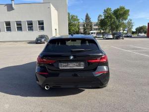 Melns BMW 116 2020 Panevēža, ar dzinēja tilpumu 1.50 L un nobraukumu 130 tūkst. km par 13400 €, foto 10 vietnē AUTOMOTO.COM.LV