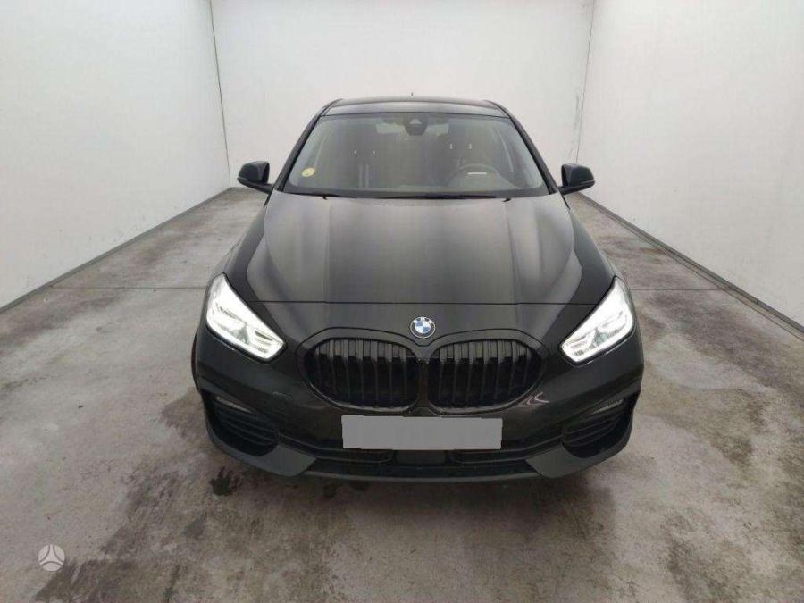 Melns BMW 116 2022 Viļņa, ar dzinēja tilpumu 1.50 L un nobraukumu 253 tūkst. km par 13300 €, foto 1 vietnē AUTOMOTO.COM.LV