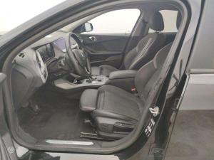 Melns BMW 116 2022 Viļņa, ar dzinēja tilpumu 1.50 L un nobraukumu 253 tūkst. km par 13300 €, foto 8 vietnē AUTOMOTO.COM.LV