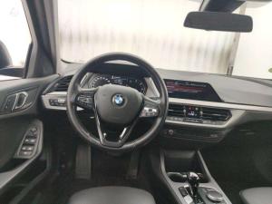 Melns BMW 116 2022 Viļņa, ar dzinēja tilpumu 1.50 L un nobraukumu 253 tūkst. km par 13300 €, foto 9 vietnē AUTOMOTO.COM.LV