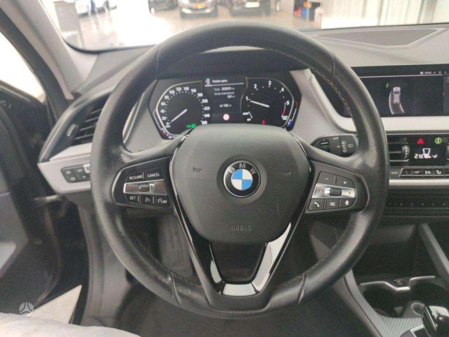 Melns BMW 116 2022 Viļņa, ar dzinēja tilpumu 1.50 L un nobraukumu 253 tūkst. km par 13300 €, foto 10 vietnē AUTOMOTO.COM.LV