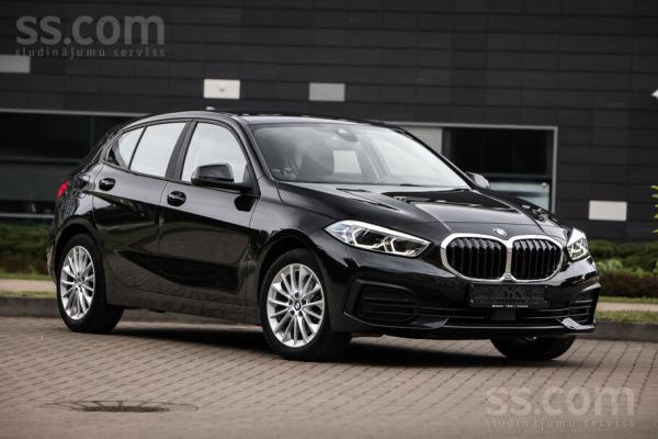 Black BMW 116 2023 in Jelgava, with an engine capacity of 1.50 L and mileage of 0 thousand km for 21990 €, photo 2 on AUTOMOTO.COM.LV