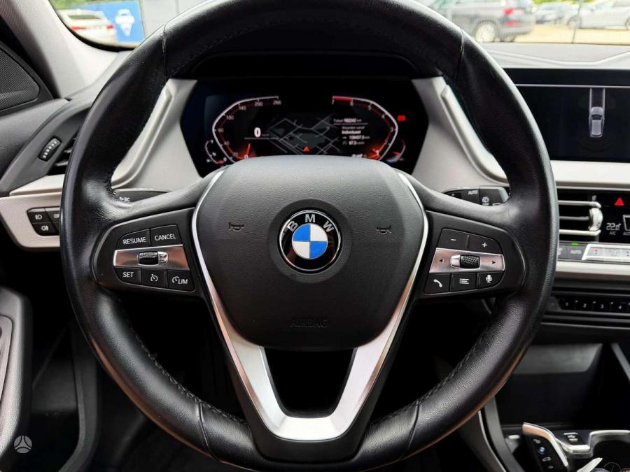 Melns BMW 116 2023 Kauņa, ar dzinēja tilpumu 1.50 L un nobraukumu 182 tūkst. km par 13900 €, foto 8 vietnē AUTOMOTO.COM.LV