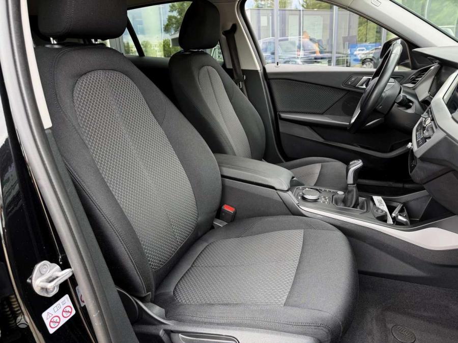 Melns BMW 116 2023 Kauņa, ar dzinēja tilpumu 1.50 L un nobraukumu 182 tūkst. km par 13900 €, foto 10 vietnē AUTOMOTO.COM.LV