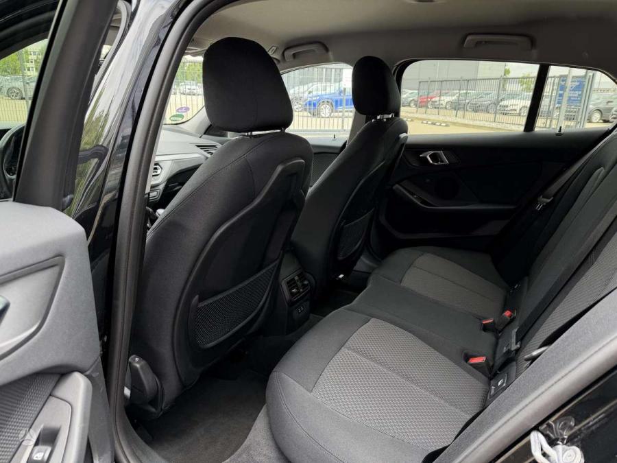 Melns BMW 116 2023 Kauņa, ar dzinēja tilpumu 1.50 L un nobraukumu 182 tūkst. km par 13900 €, foto 12 vietnē AUTOMOTO.COM.LV