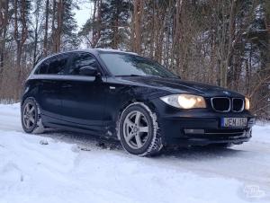 Melns BMW 116 2007 Kauņa, ar dzinēja tilpumu 1.60 L un nobraukumu 247 tūkst. km par 1699 €, foto 2 vietnē AUTOMOTO.COM.LV